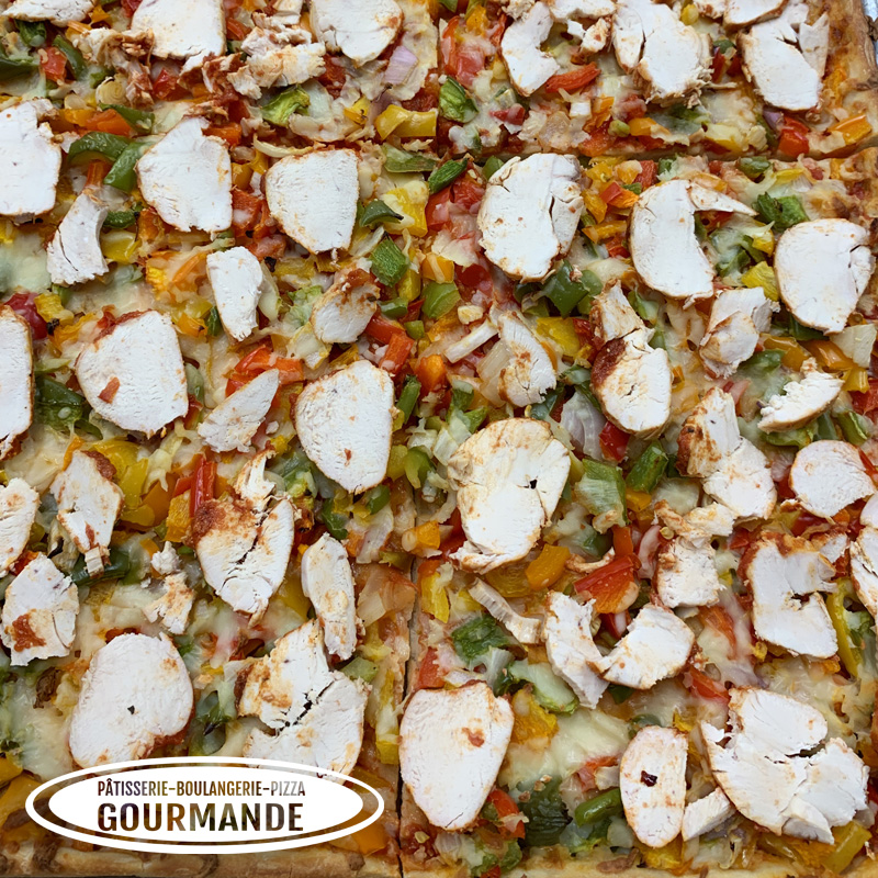 Pizza au Poulet & Légumes - Pâtisserie - Boulangerie - Pizza Gourmande ...