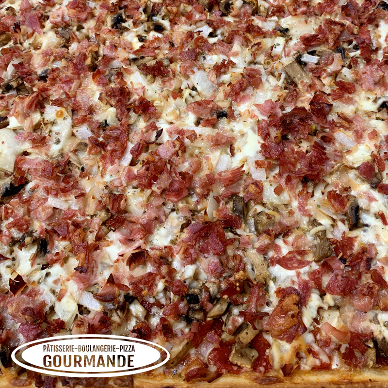 Pizza Viande Fumée & Oignons - Pâtisserie - Boulangerie - Pizza ...